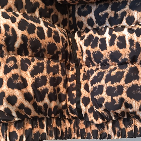 IVL collective | Jackets & Coats | Animal Print Puffer Jacket | Poshmark